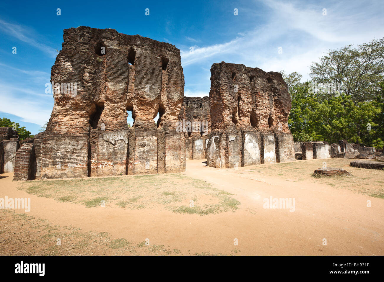 Royal palace ruins hi-res stock photography and images - Alamy