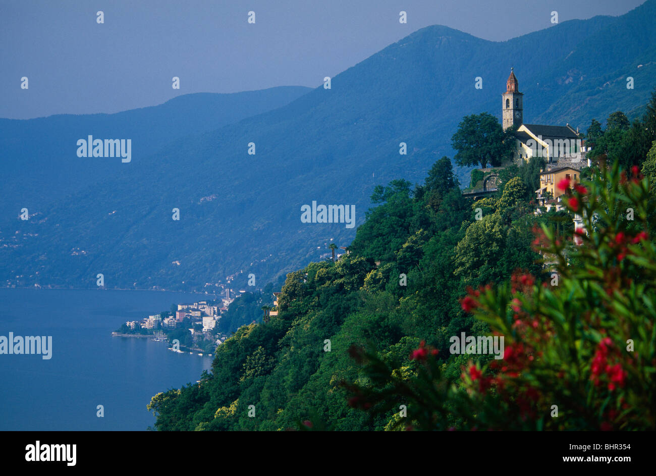 Village ronco hi-res stock photography and images - Alamy