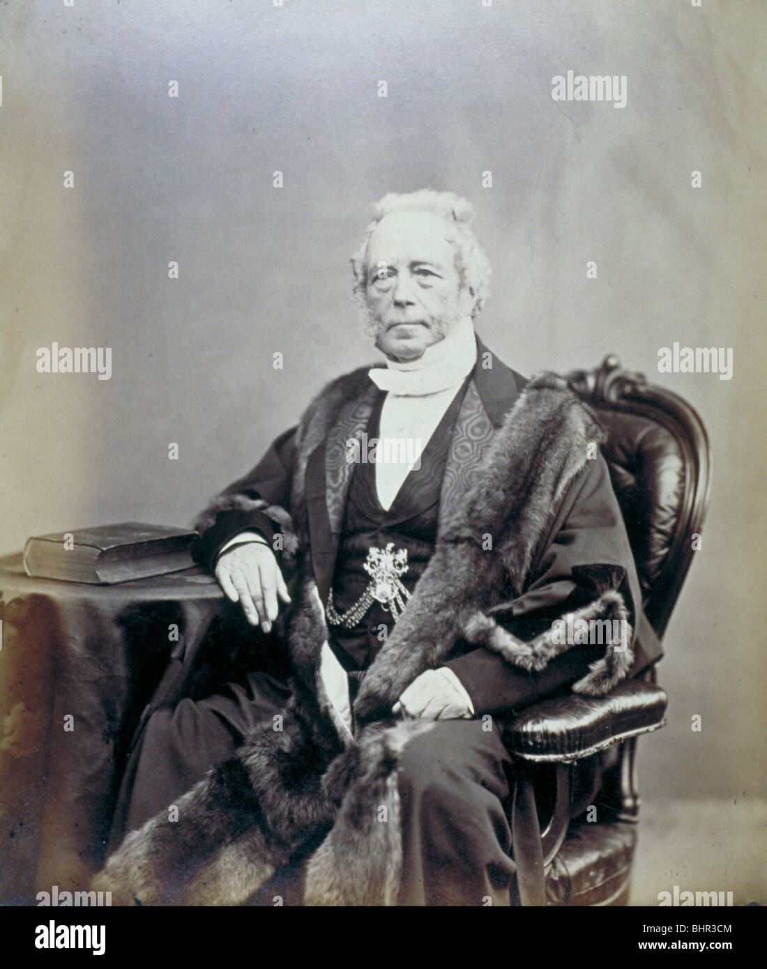 Sir james duke hi-res stock photography and images - Alamy