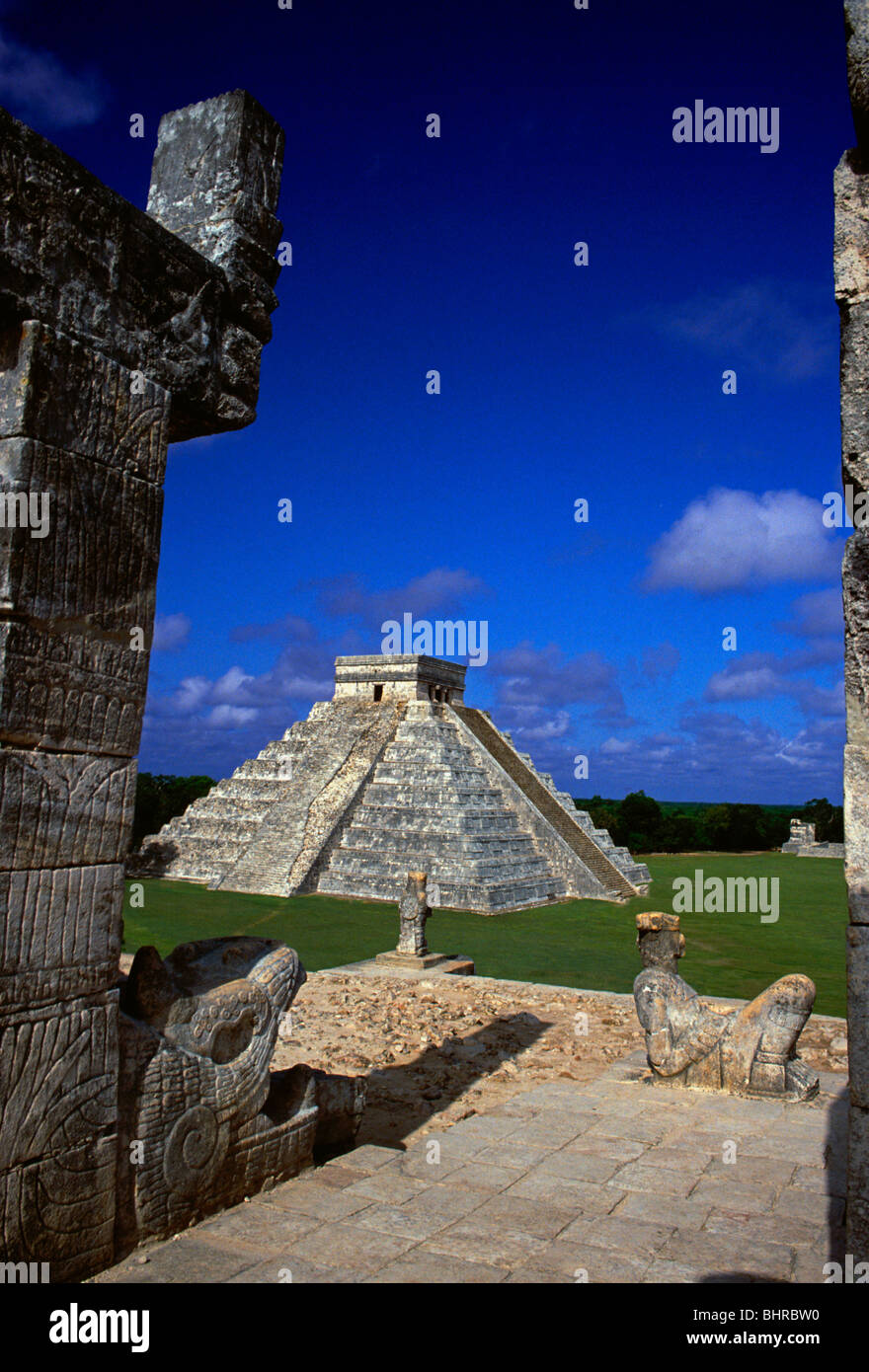 El Castillo, Pyramid of Kukulcan, Chichen Itza Archaeological Site ...