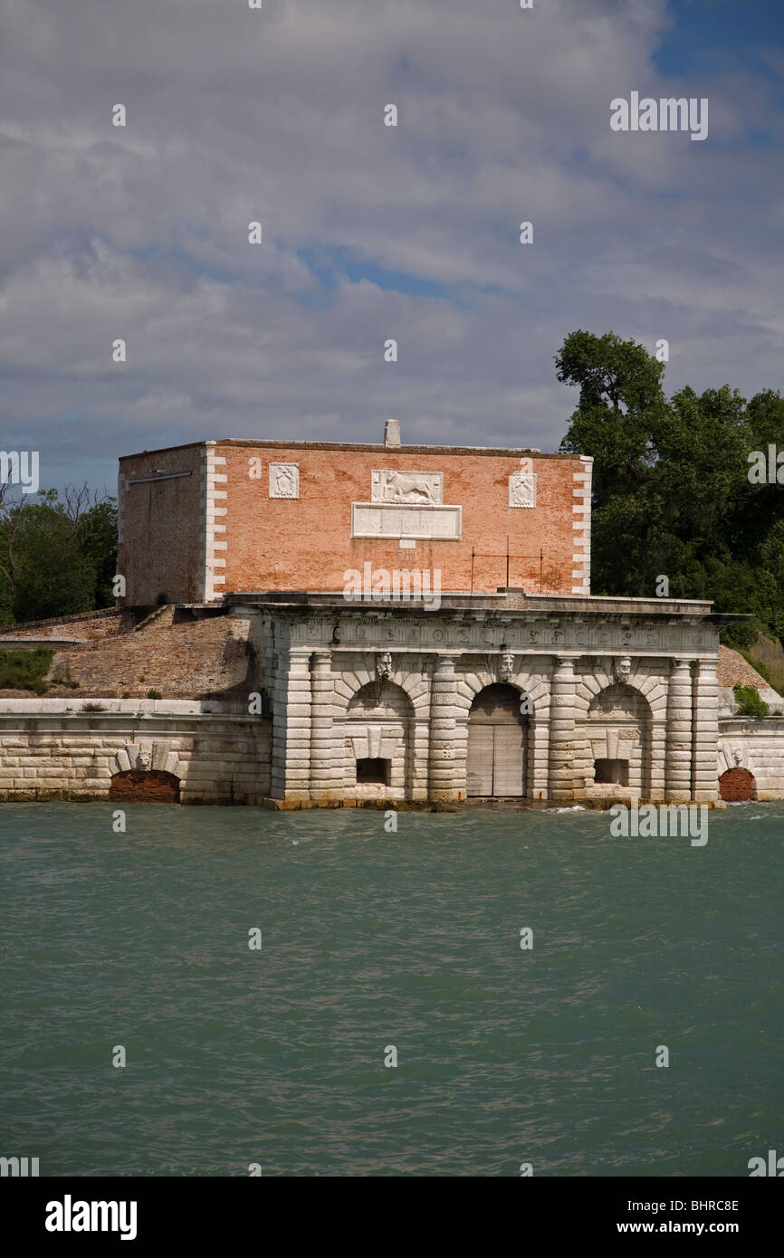 The Forte di Sant' Andrea on the Isola le Vignole at Venice Stock Photo ...