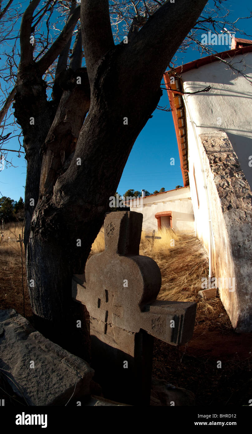 Graveyard wide view hi-res stock photography and images - Alamy