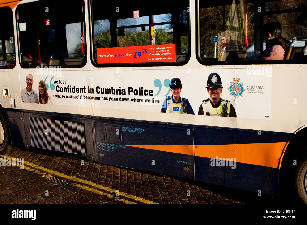 Bus side advert hi-res stock photography and images - Alamy