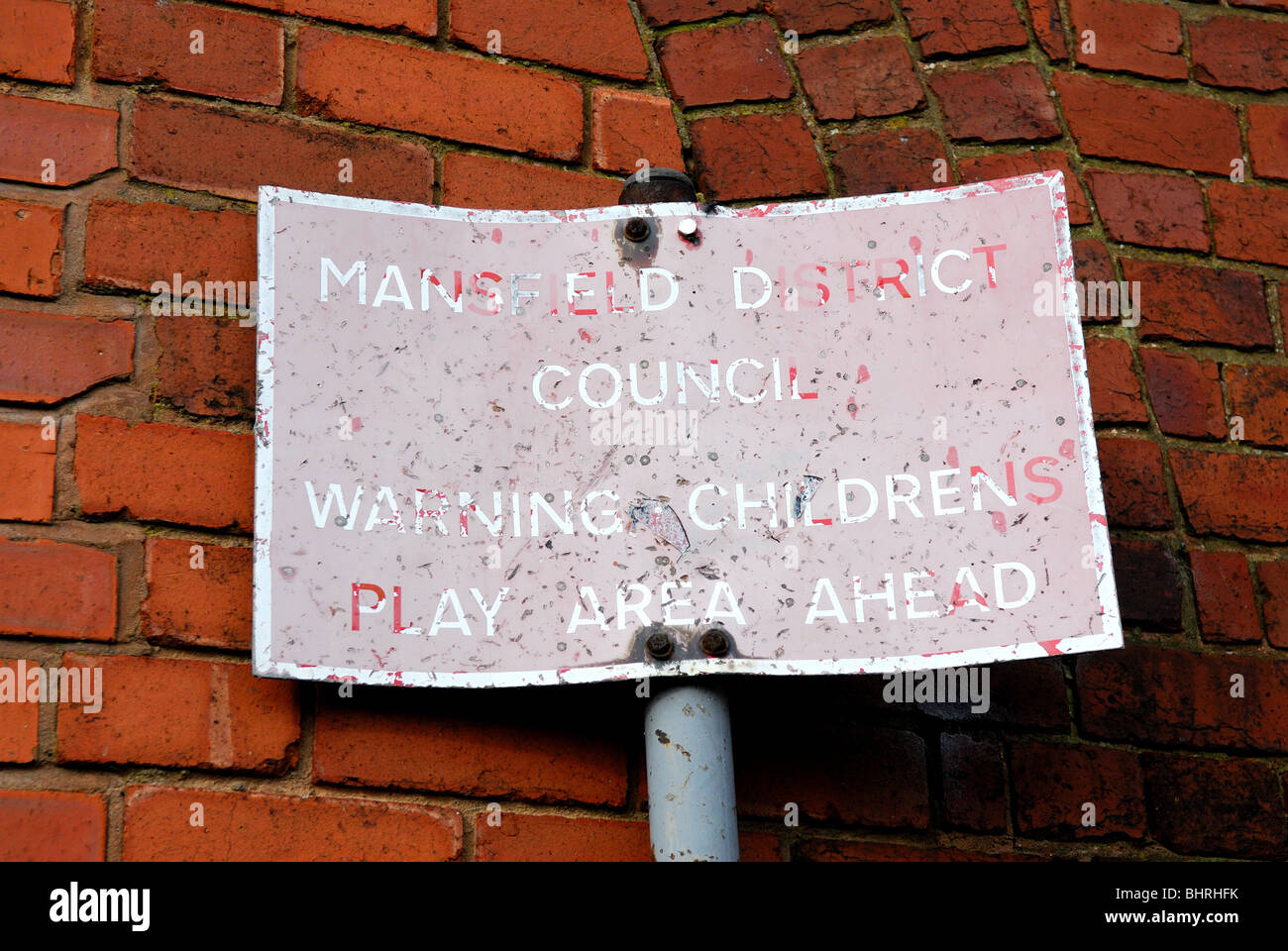 Pleasley Mansfield Nottinghamshire England.Run Down Council Estate ...