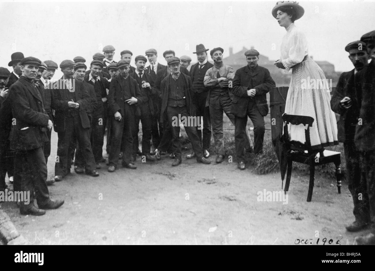 Una Dugdale addressing a small crowd of men at the Newcastle by ...