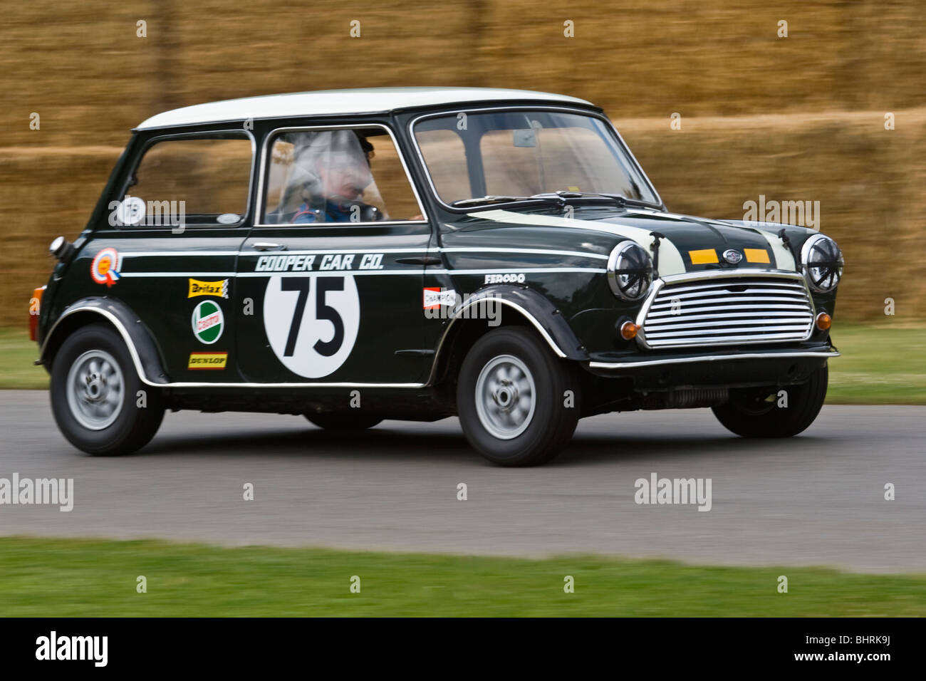 Morris mini cooper s hi-res stock photography and images - Alamy