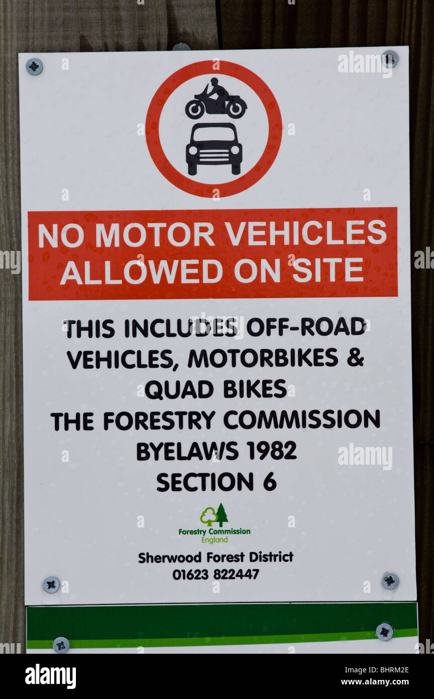 No motor vehicles sign hi-res stock photography and images - Alamy