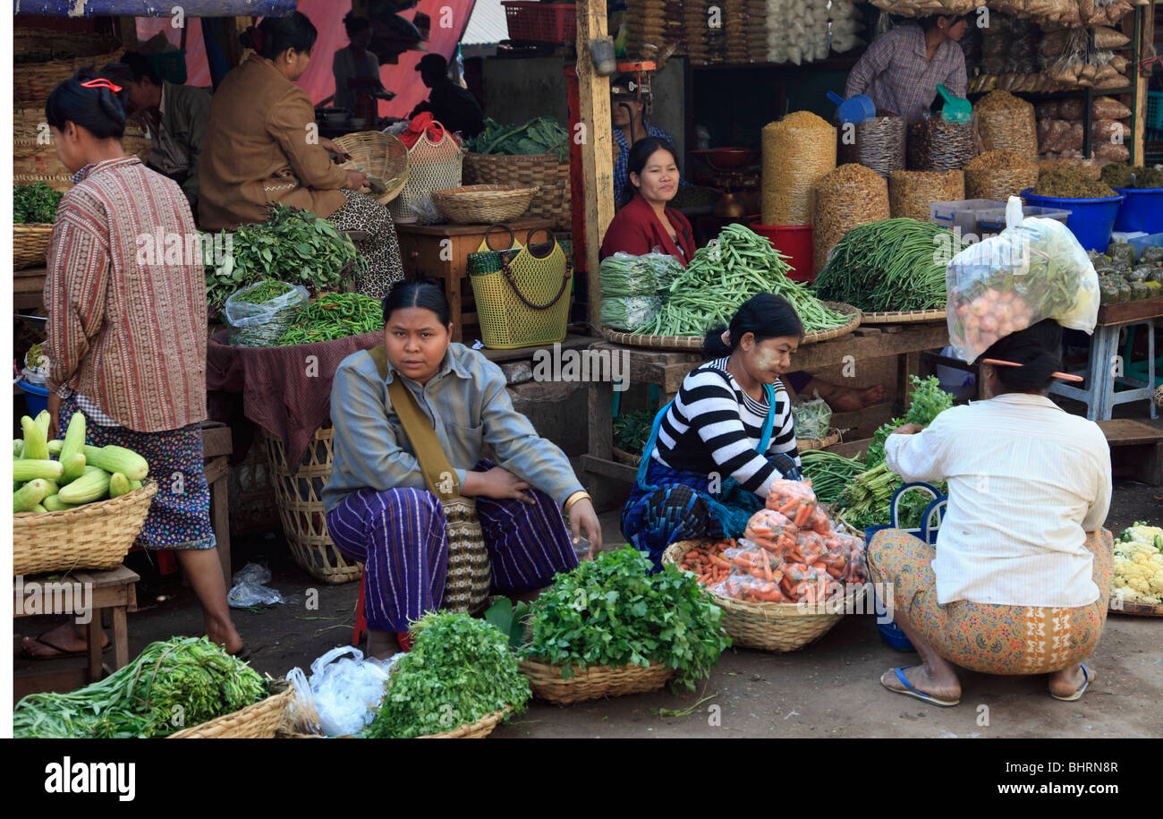 Myanmar, Burma, Mandalay, market, people Stock Photo - Alamy