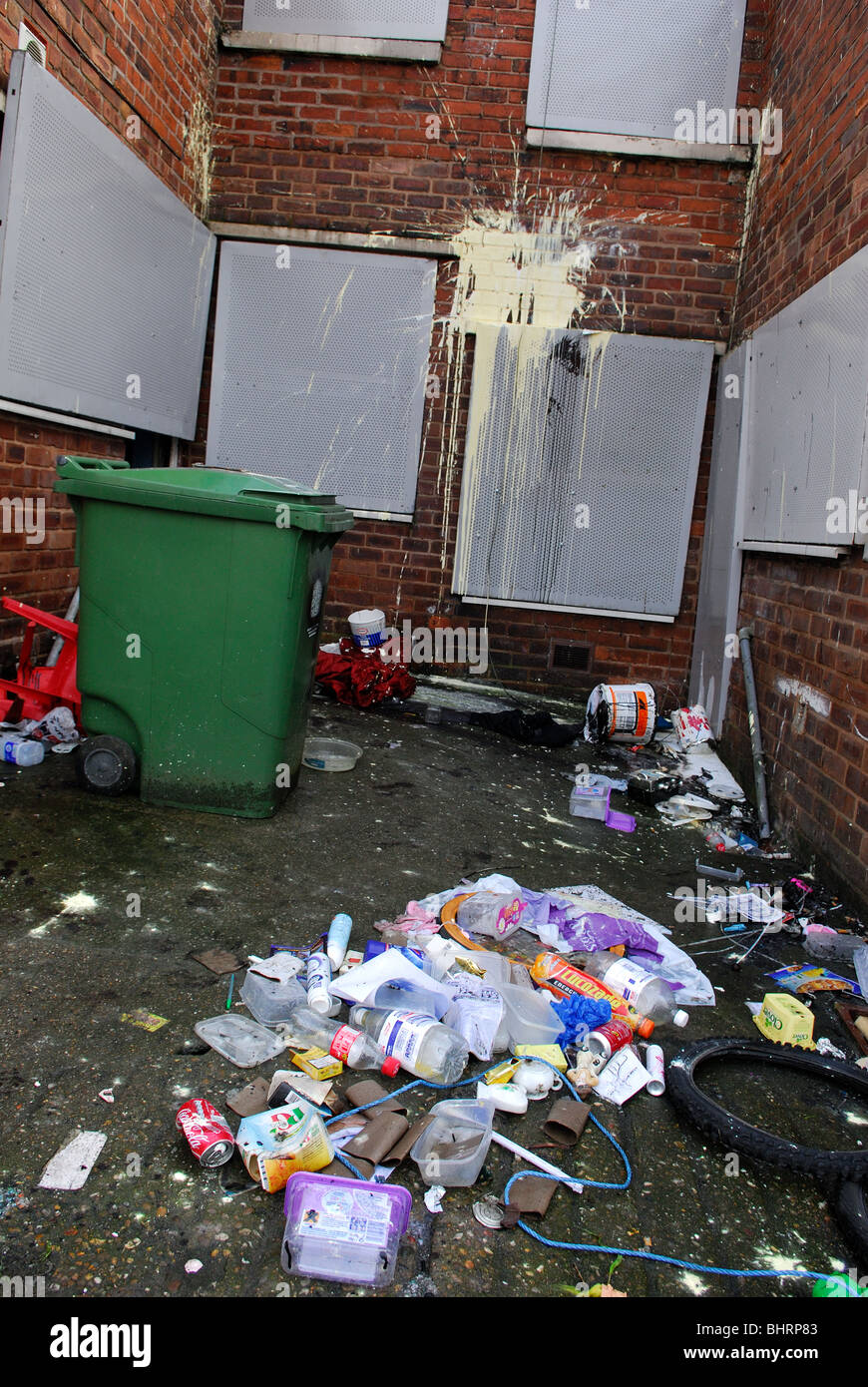 Pleasley Mansfield Nottinghamshire England.Run Down Council Estate ...