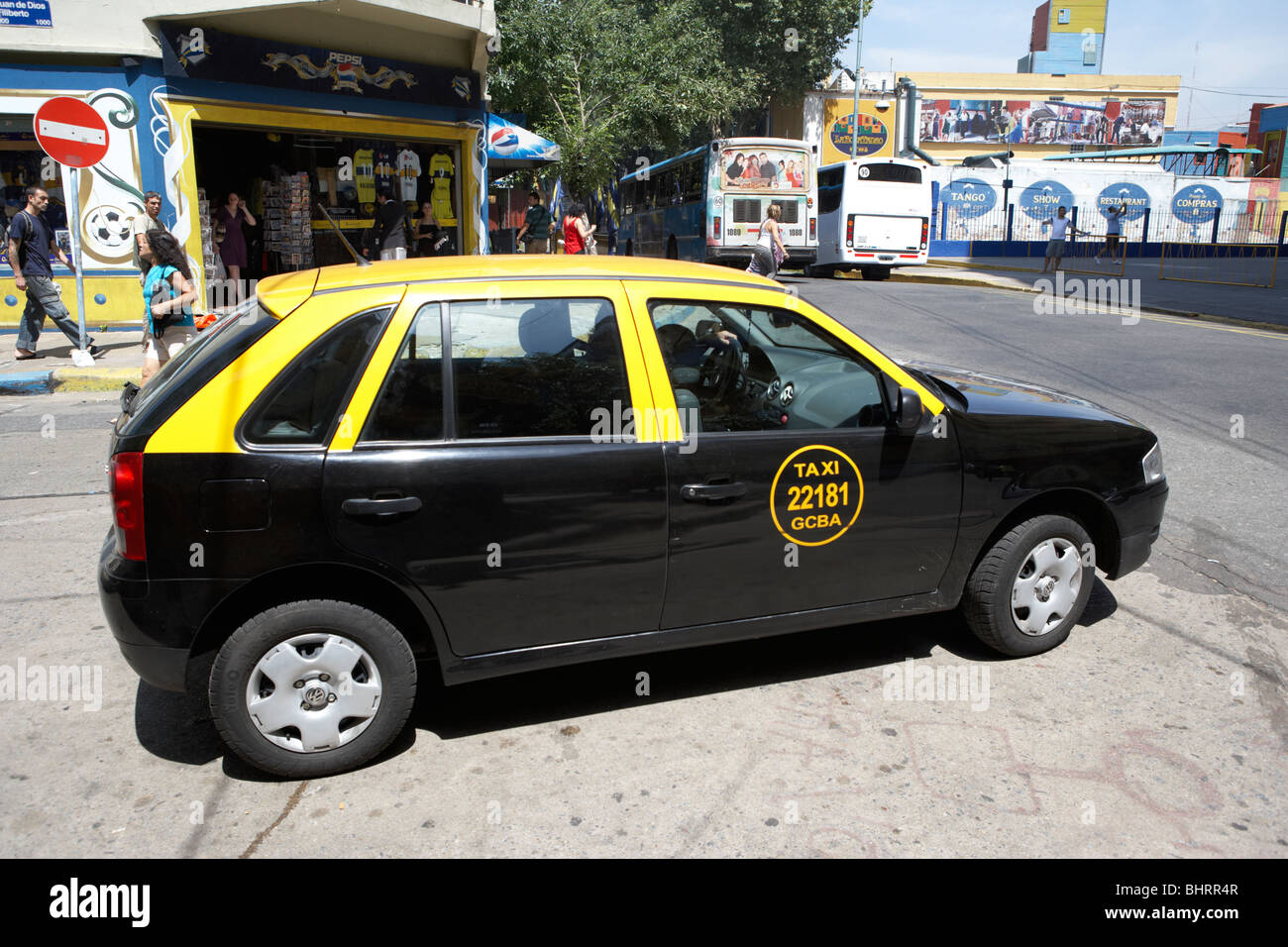 yellow and black radio taxi cab in la boca capital federal buenos aires ...