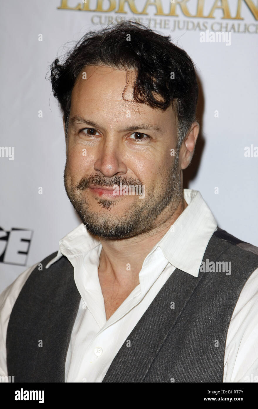 NOAH BLAKE TNT'S LEVERAGE AND THE LIBRARIAN: CURSE OF THE JUDAS CHALICE ...