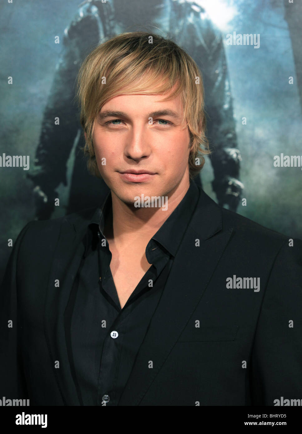 Ryan Hansen Body