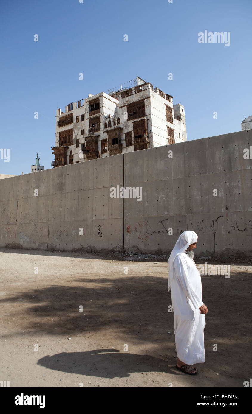 Saudi old man hi-res stock photography and images - Alamy