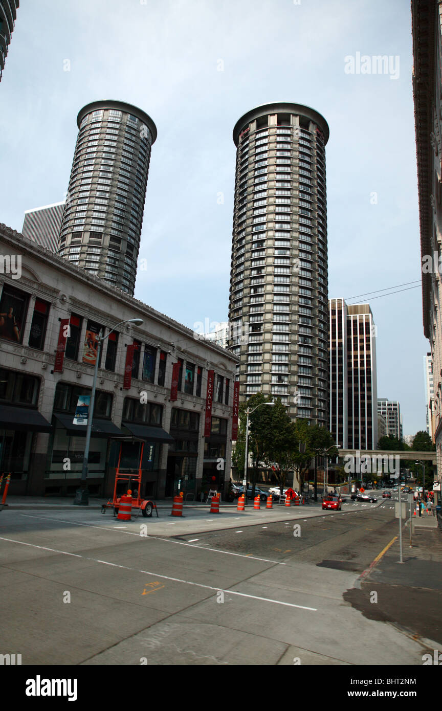 Cylindrical high rise High Resolution Stock Photography and Images - Alamy