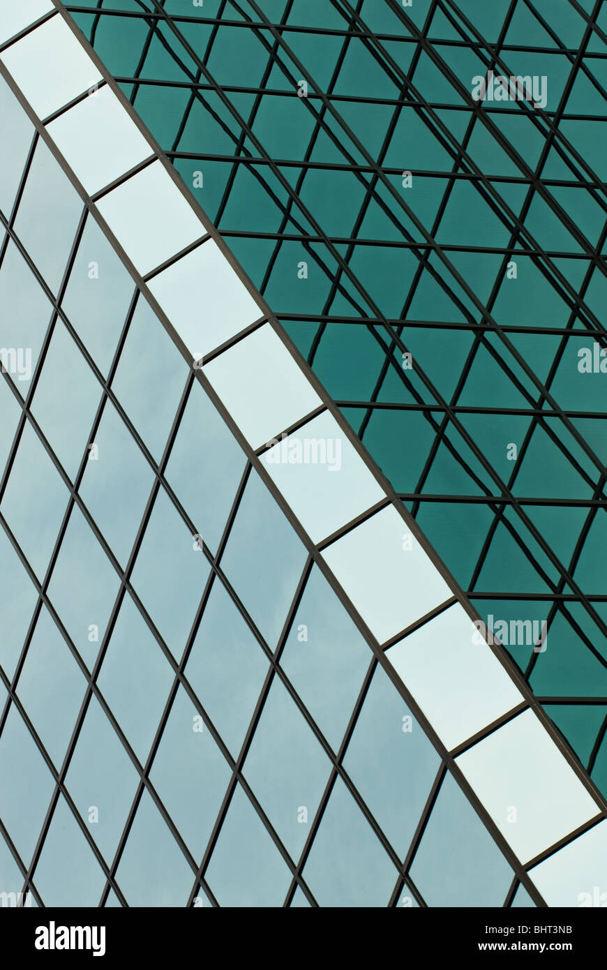 Modern windows and floors hi-res stock photography and images - Alamy