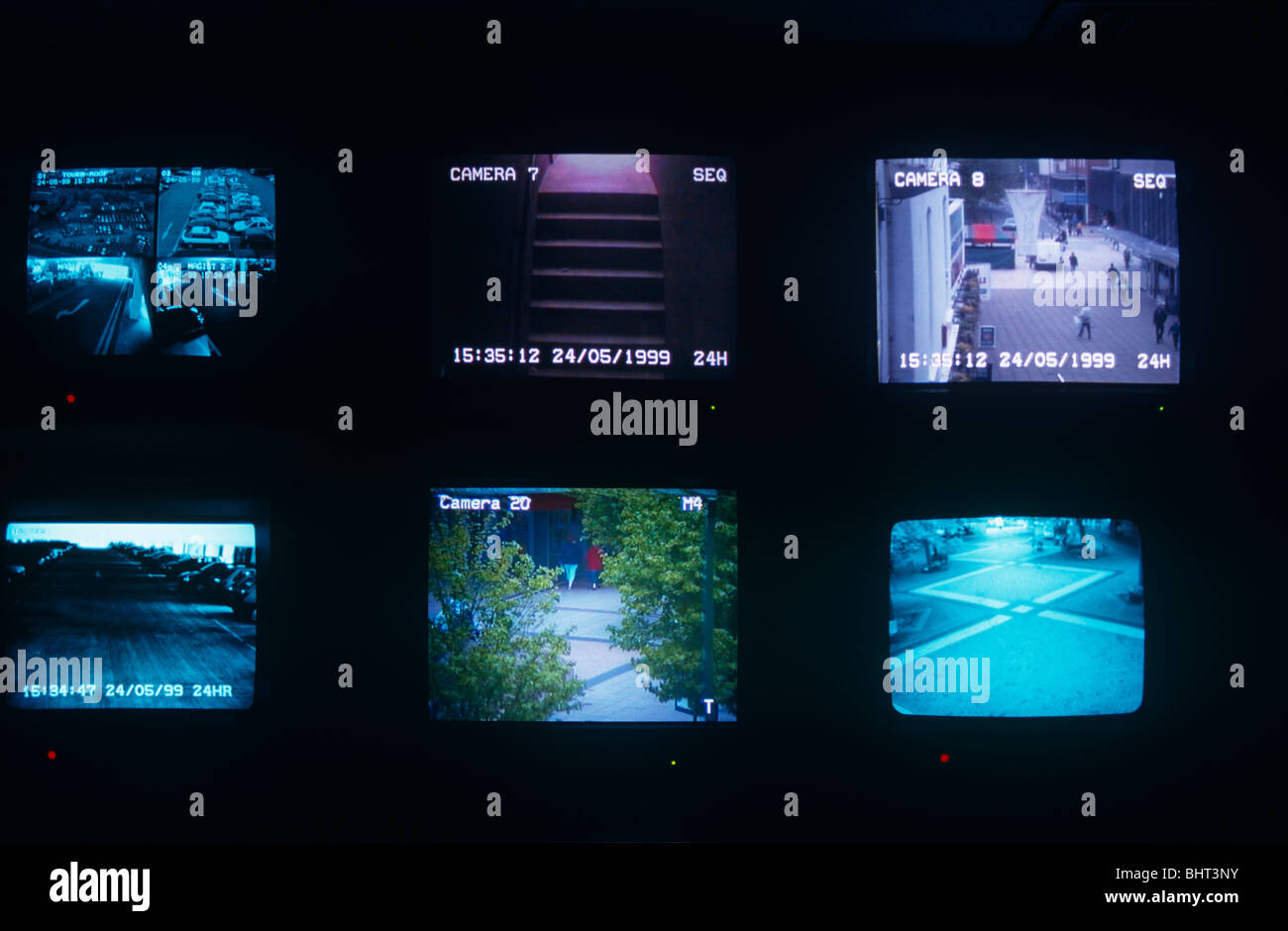 Cctv control room hi-res stock photography and images - Alamy