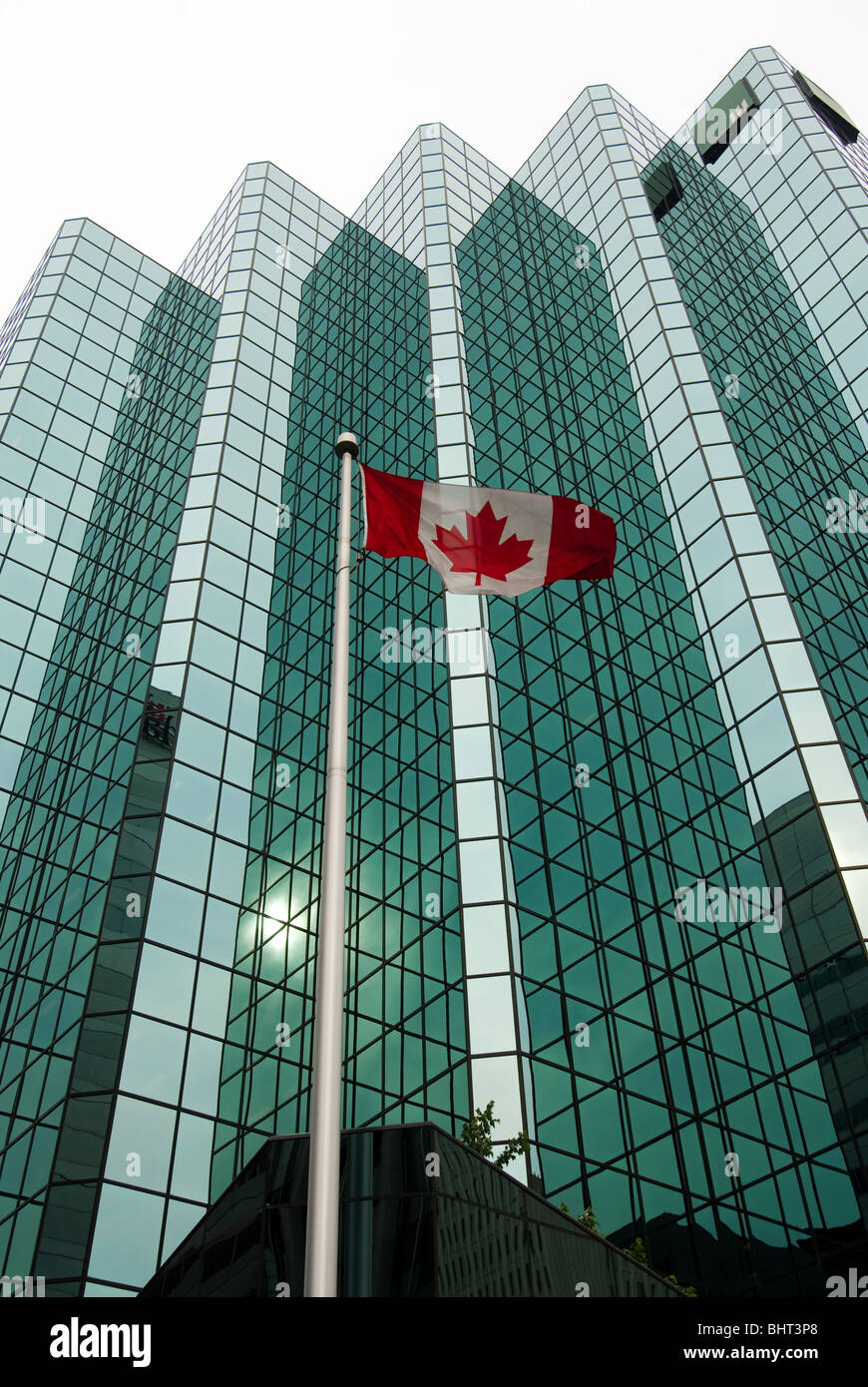 Front of glass tall structure hi-res stock photography and images - Alamy