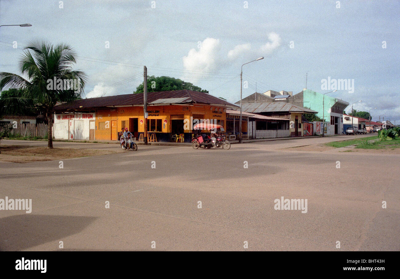 Small village of Santa maria in the Peruvian Amazonia Jungle Stock ...