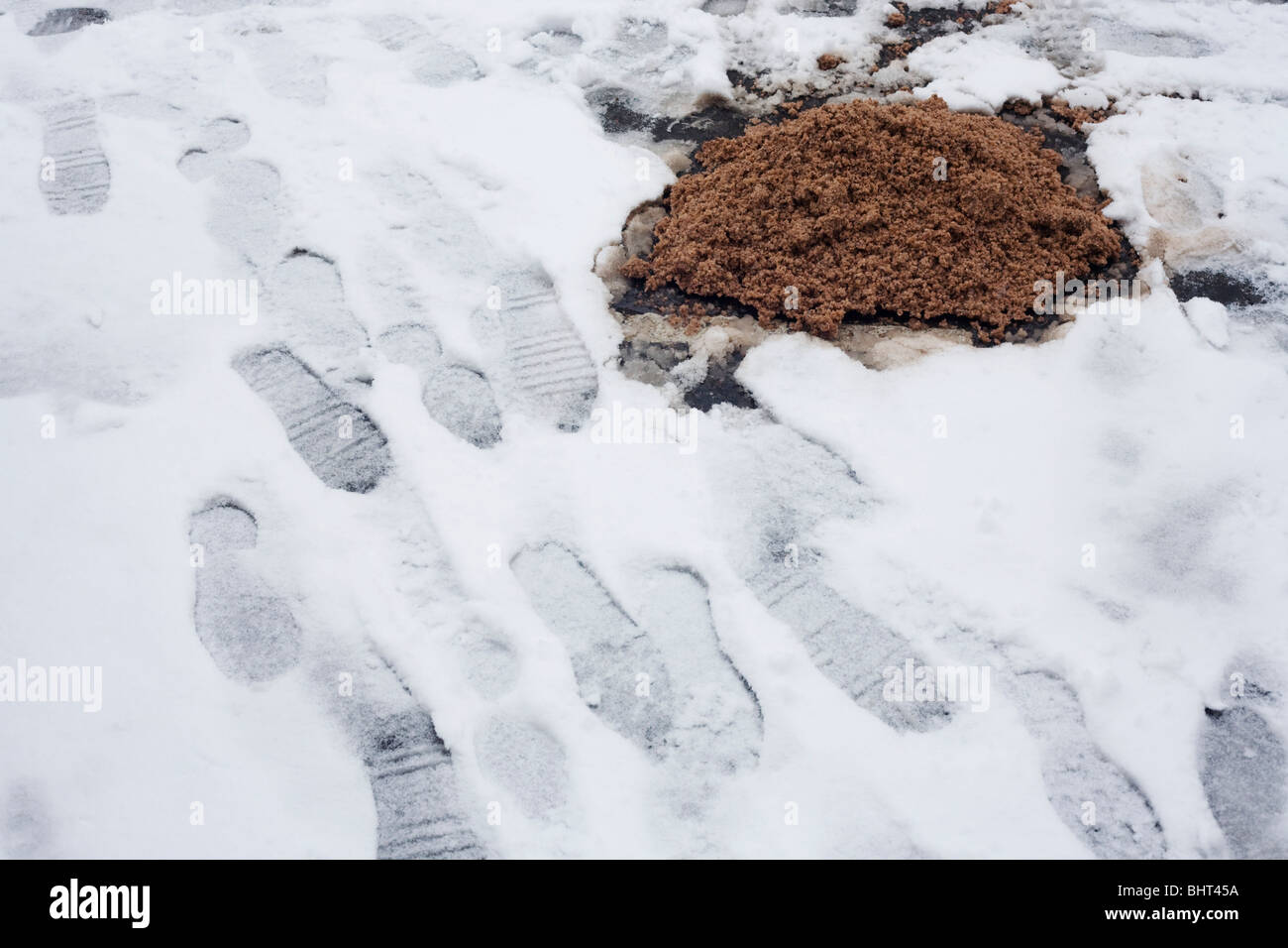 Road grit hi-res stock photography and images - Alamy
