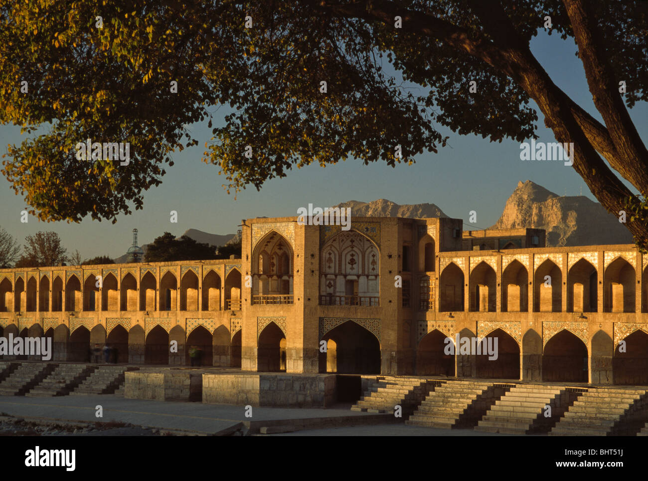 Sunset view of Si-o-Seh Pol (Bridge of 33 Arches) across the Zayande ...