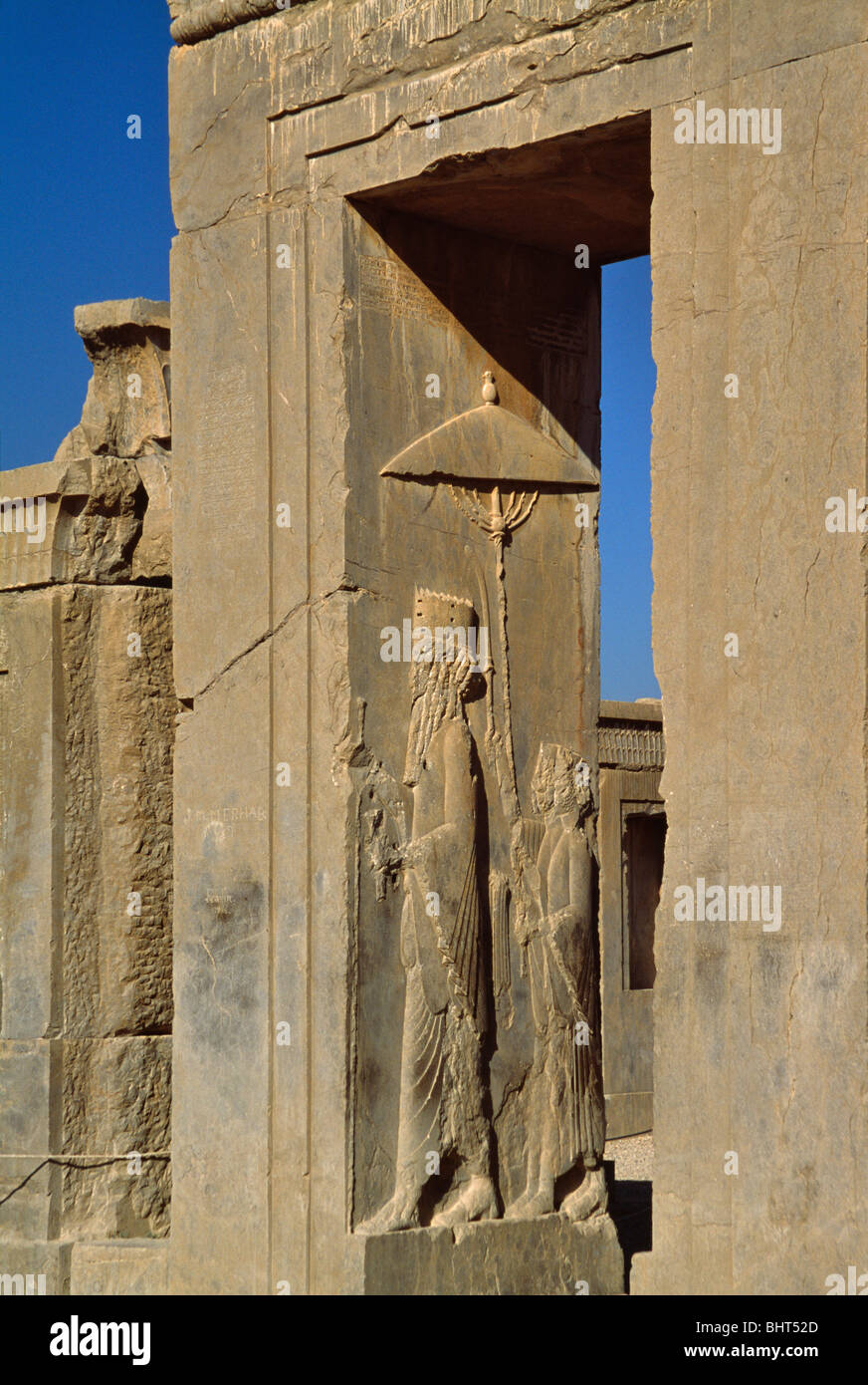 Bas relief figures at the Apadana Palace, Persepolis, Iran Stock Photo ...