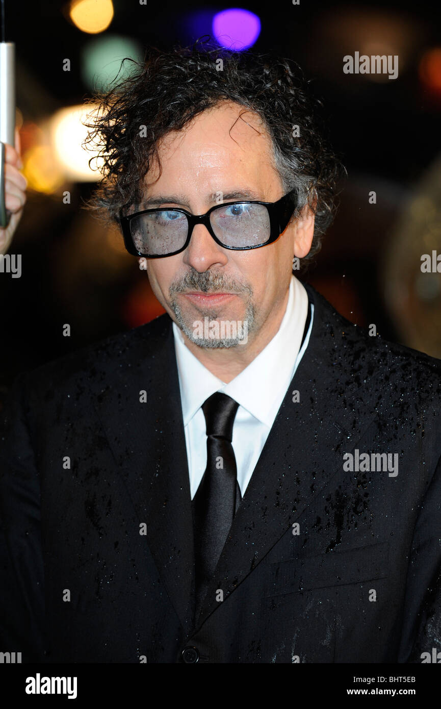 TIM BURTON ALICE IN WONDERLAND FILM PREMIERE ODEON CINEMA LEICESTER ...