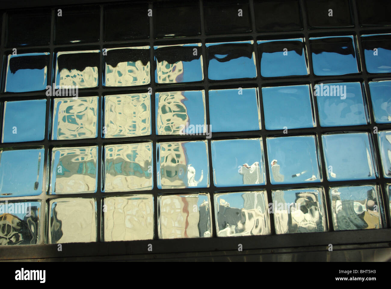 Distorted view hi-res stock photography and images - Alamy