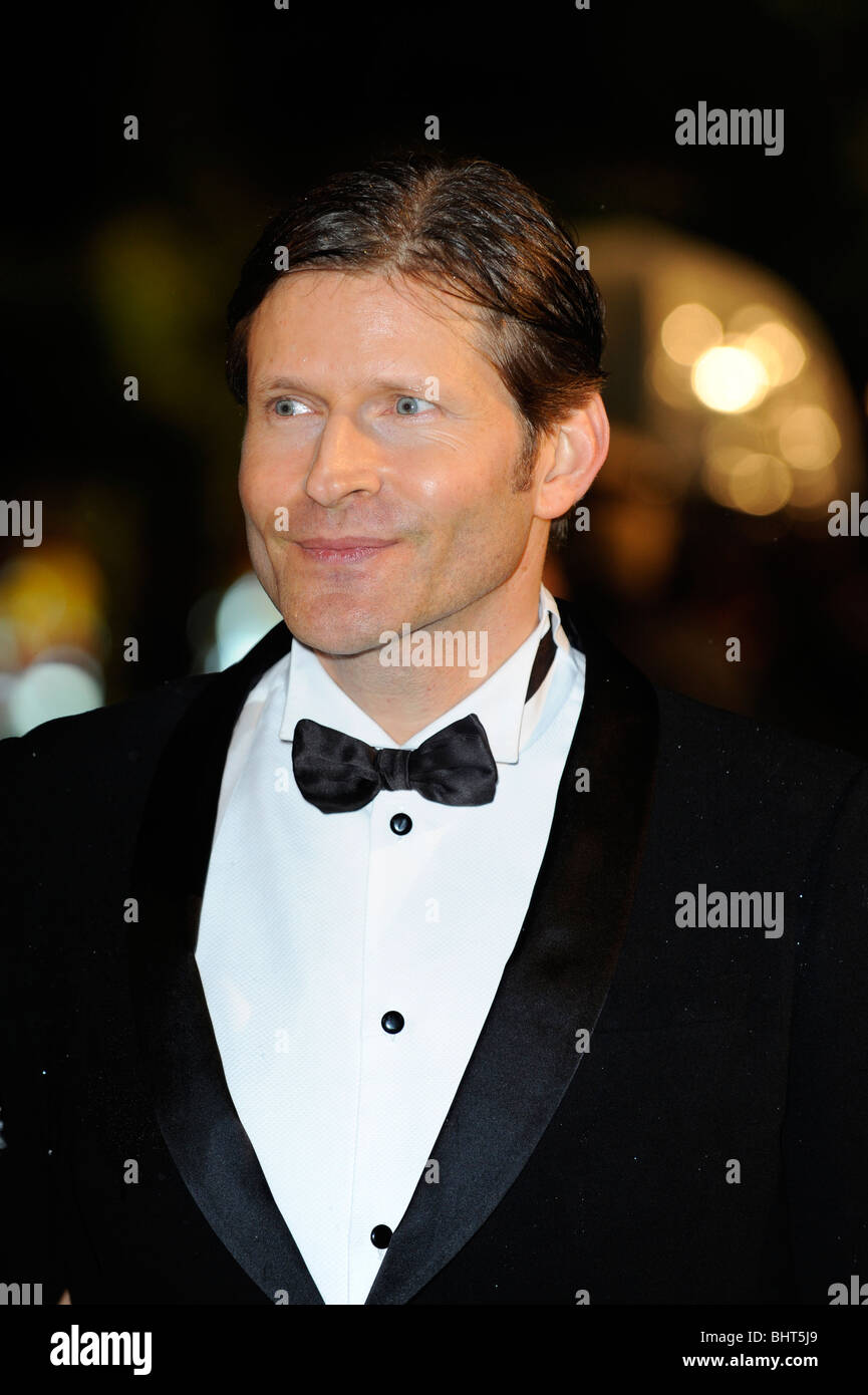 CRISPIN GLOVER ALICE IN WONDERLAND FILM PREMIERE ODEON CINEMA LEICESTER ...