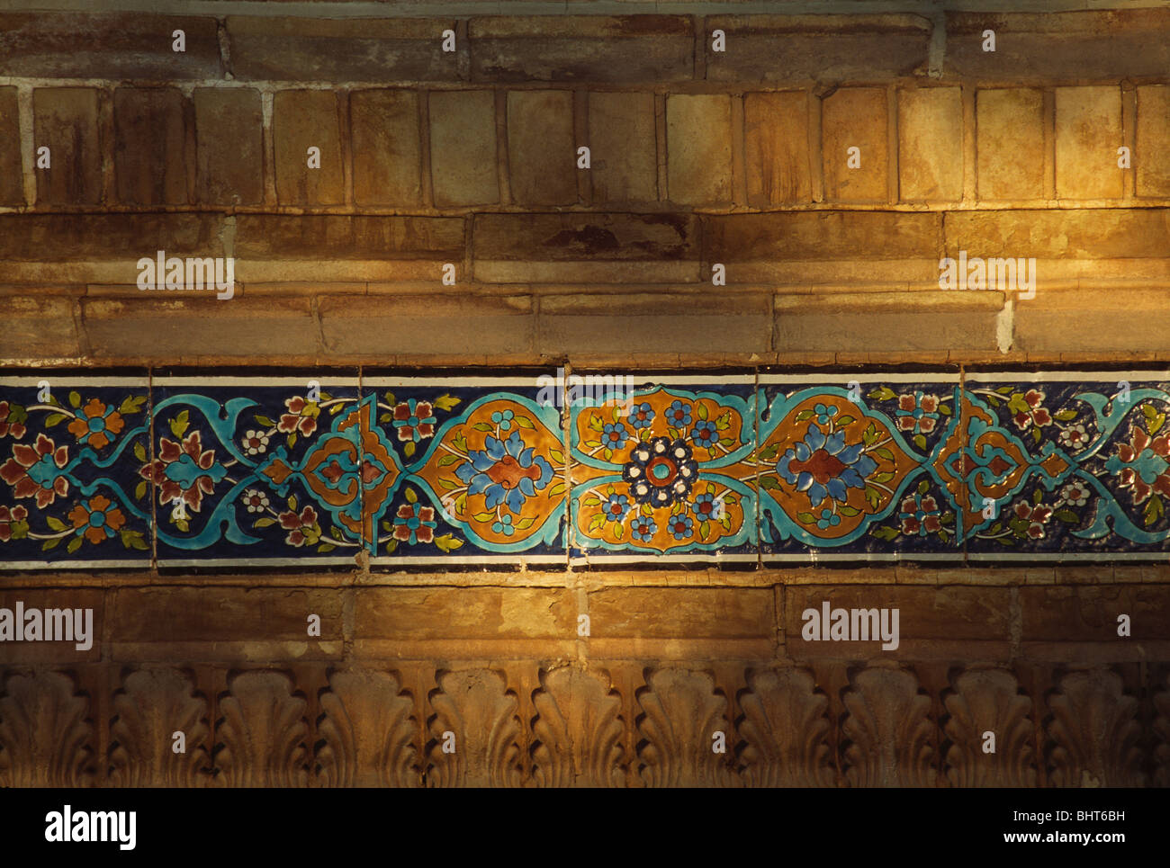 Iran tile hi-res stock photography and images - Alamy