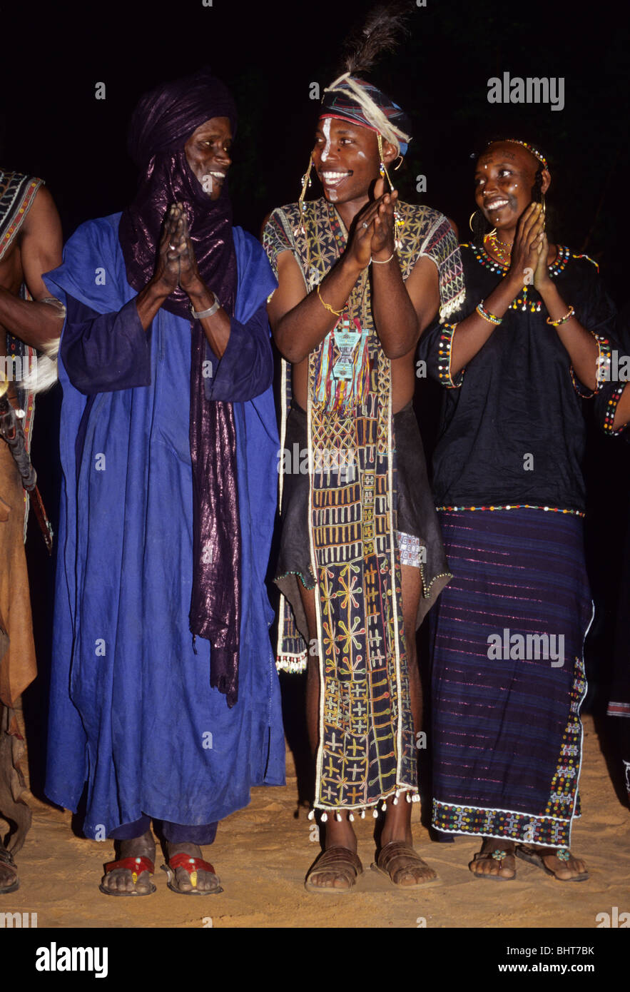 Hamdalaye, Niger. American Peace Corps Volunteer (Middle) Dancing with ...