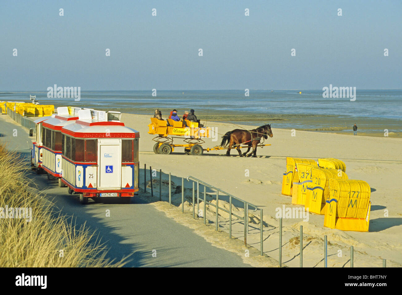 Horse drawn bus northern hi-res stock photography and images - Alamy