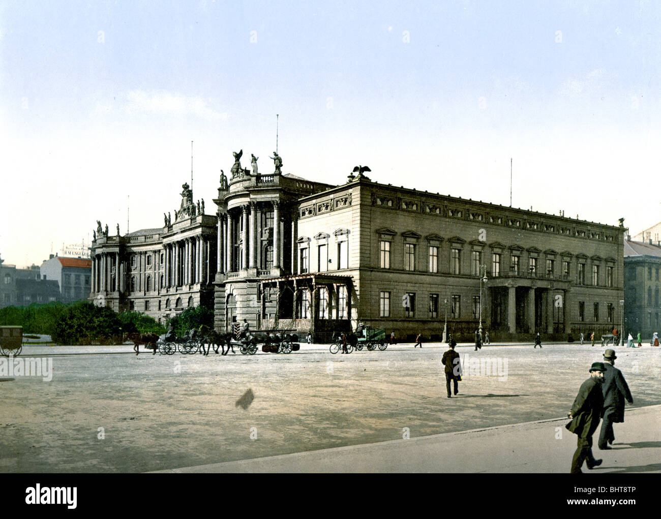 Palais kaiser wilhelm berlin hi-res stock photography and images - Alamy