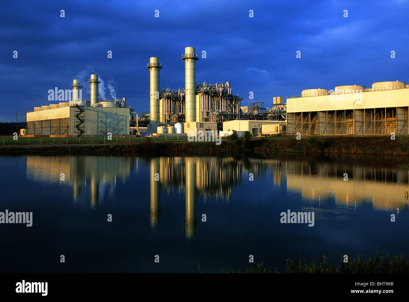 Gas power plant hi-res stock photography and images - Alamy