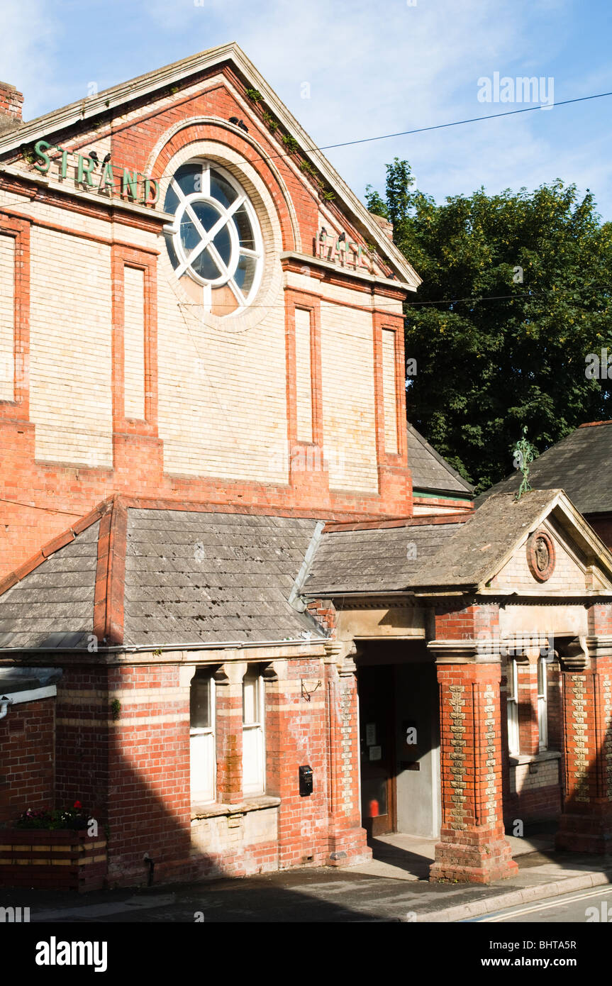 Strand house hi-res stock photography and images - Alamy