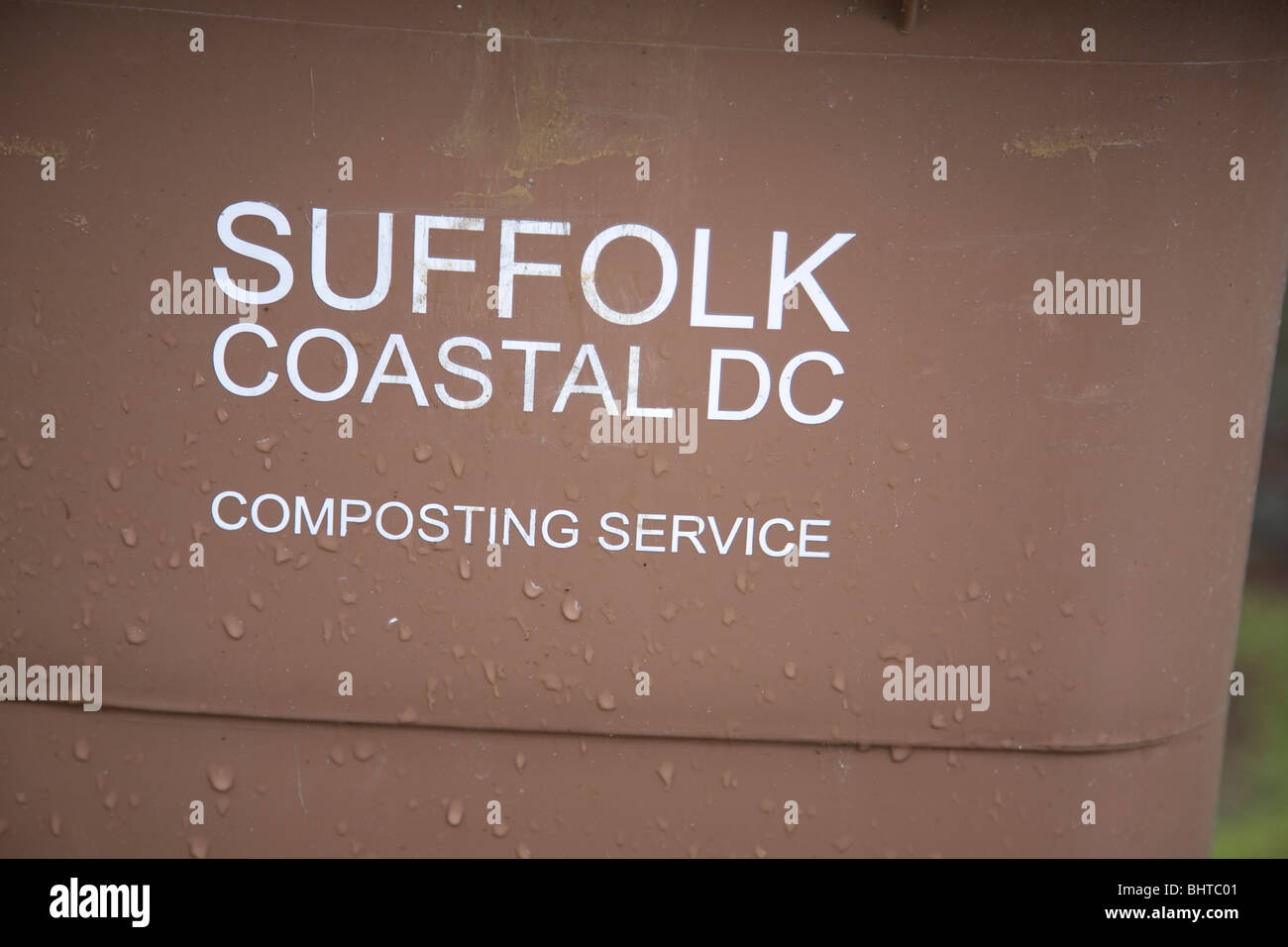 Composting bins hi-res stock photography and images - Alamy