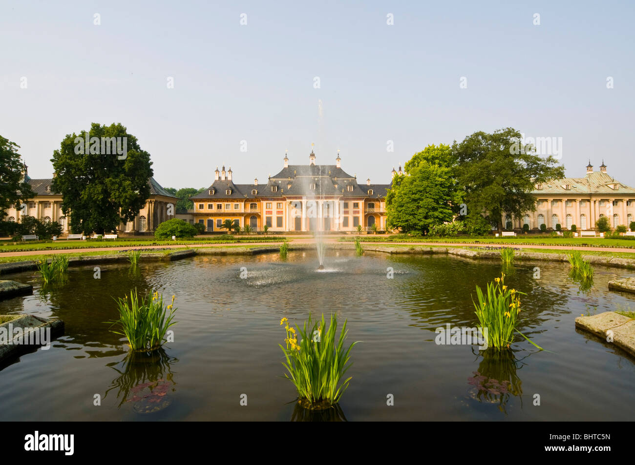 Schloss pillnitz hi-res stock photography and images - Alamy