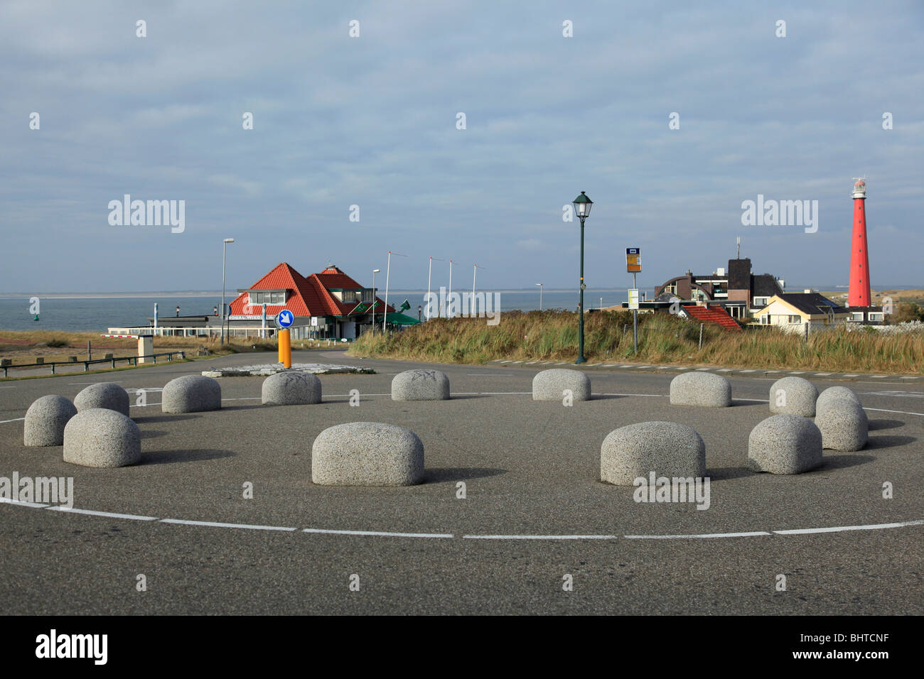 Gyratory road hi-res stock photography and images - Alamy