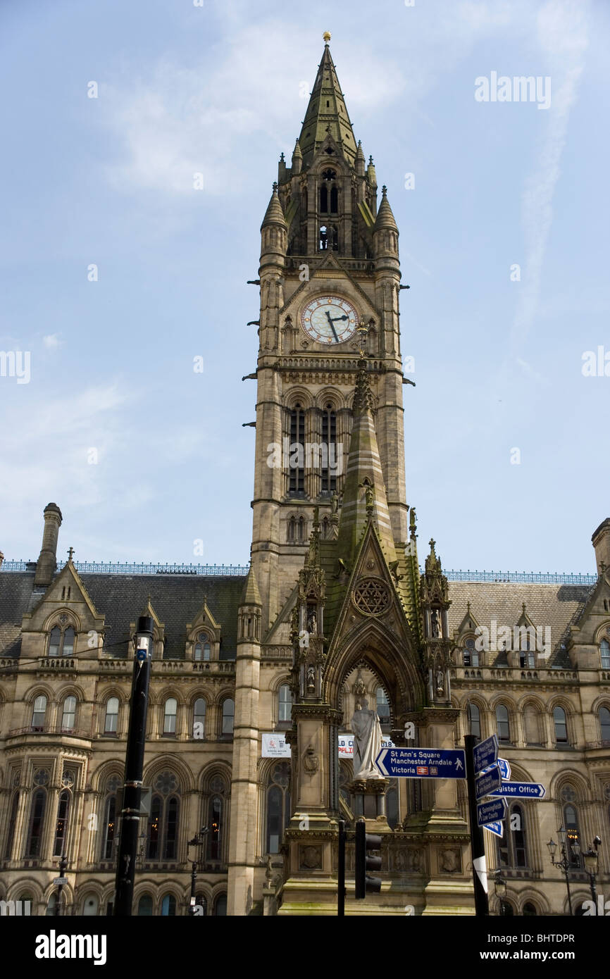 Albert square manchester memorial hi-res stock photography and images ...
