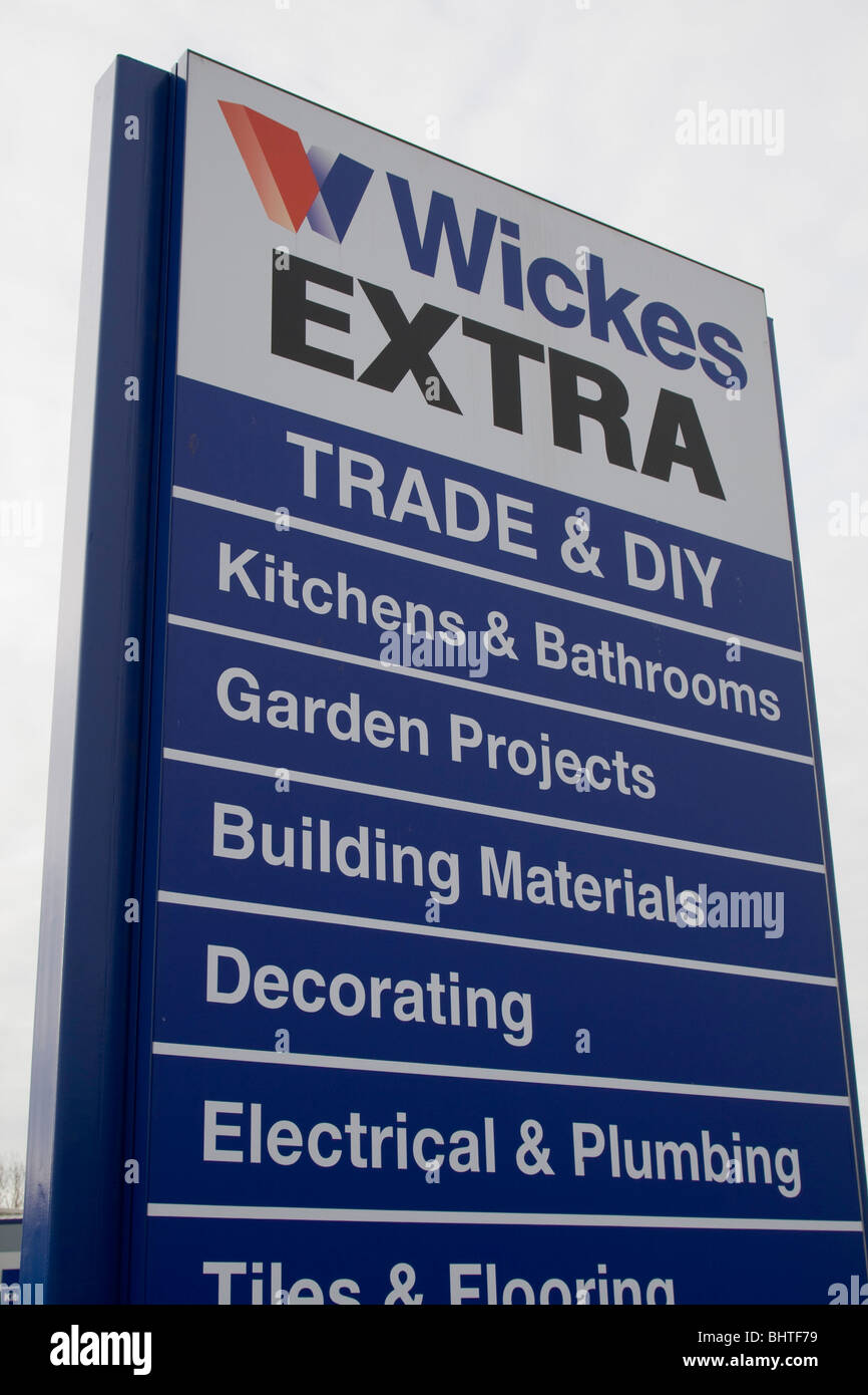 Wickes store sign hi-res stock photography and images - Alamy