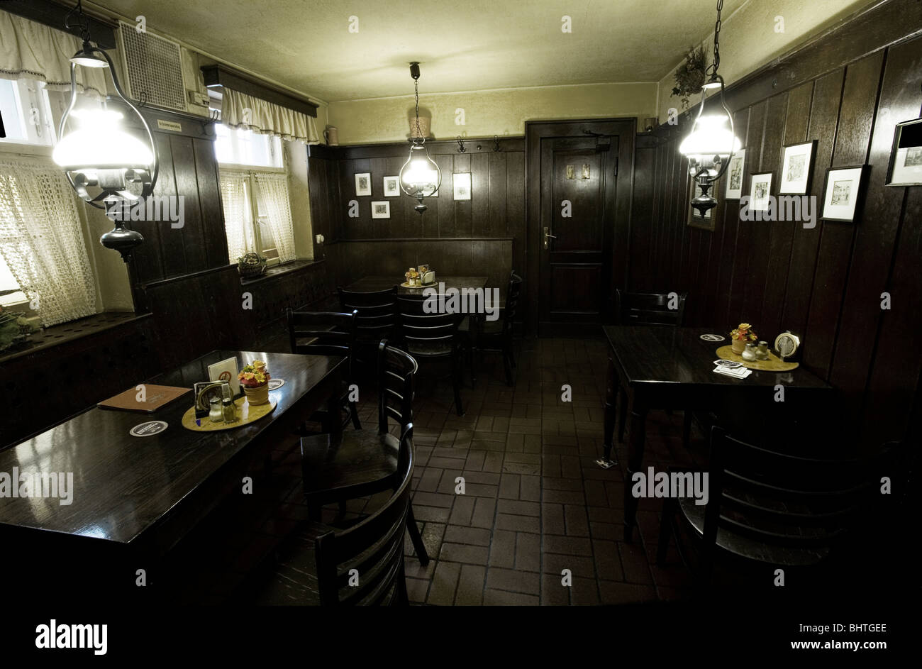 Booze bar berlin hi-res stock photography and images - Alamy