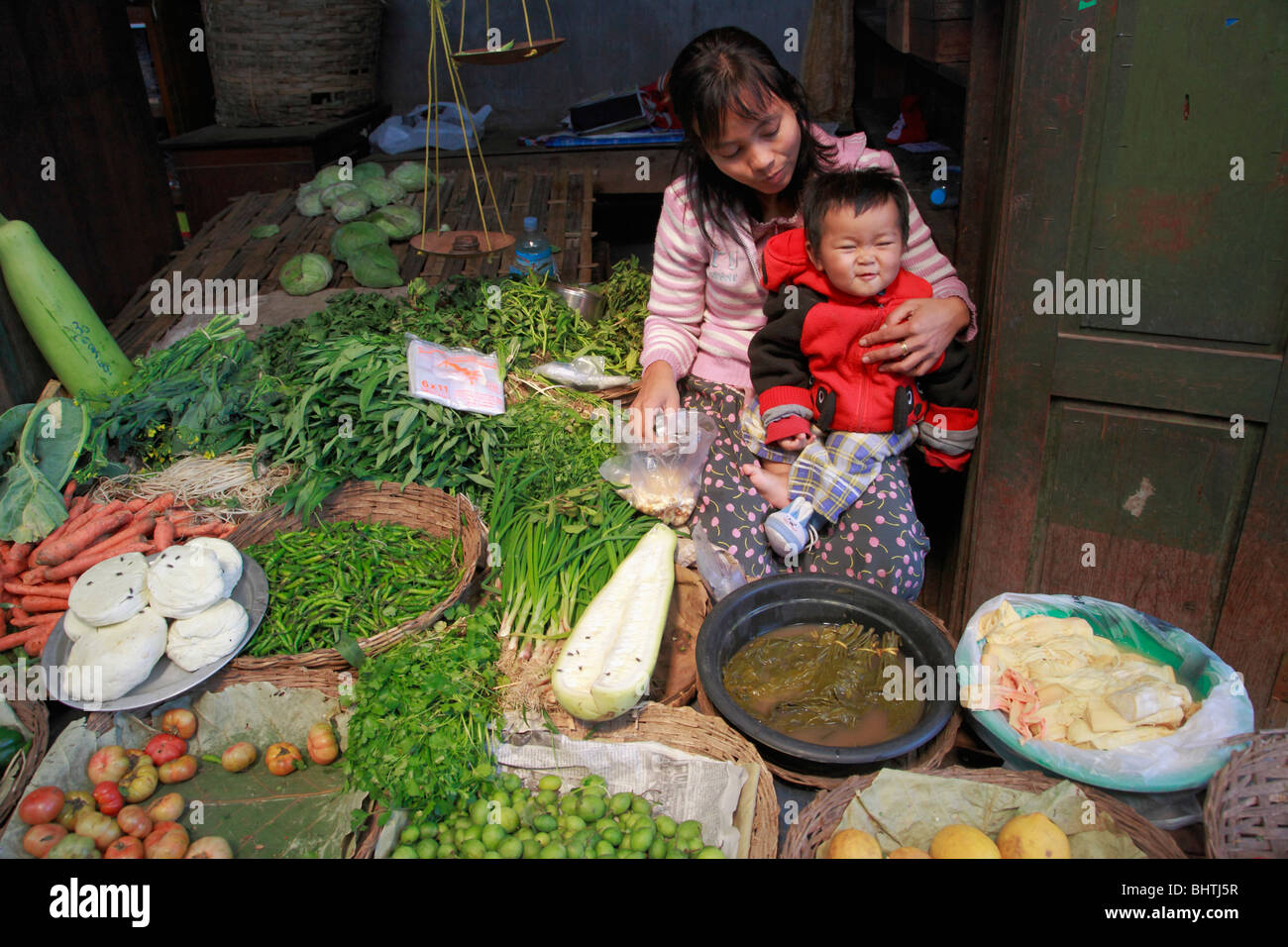 Myanmar, Burma, Kalaw, market, people, Shan State Stock Photo - Alamy