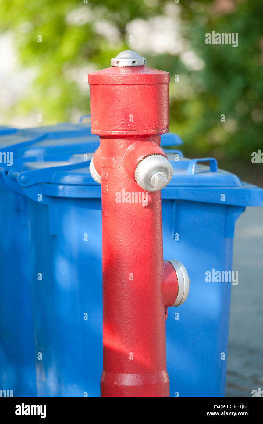 Fire hydrant uk hi-res stock photography and images - Alamy