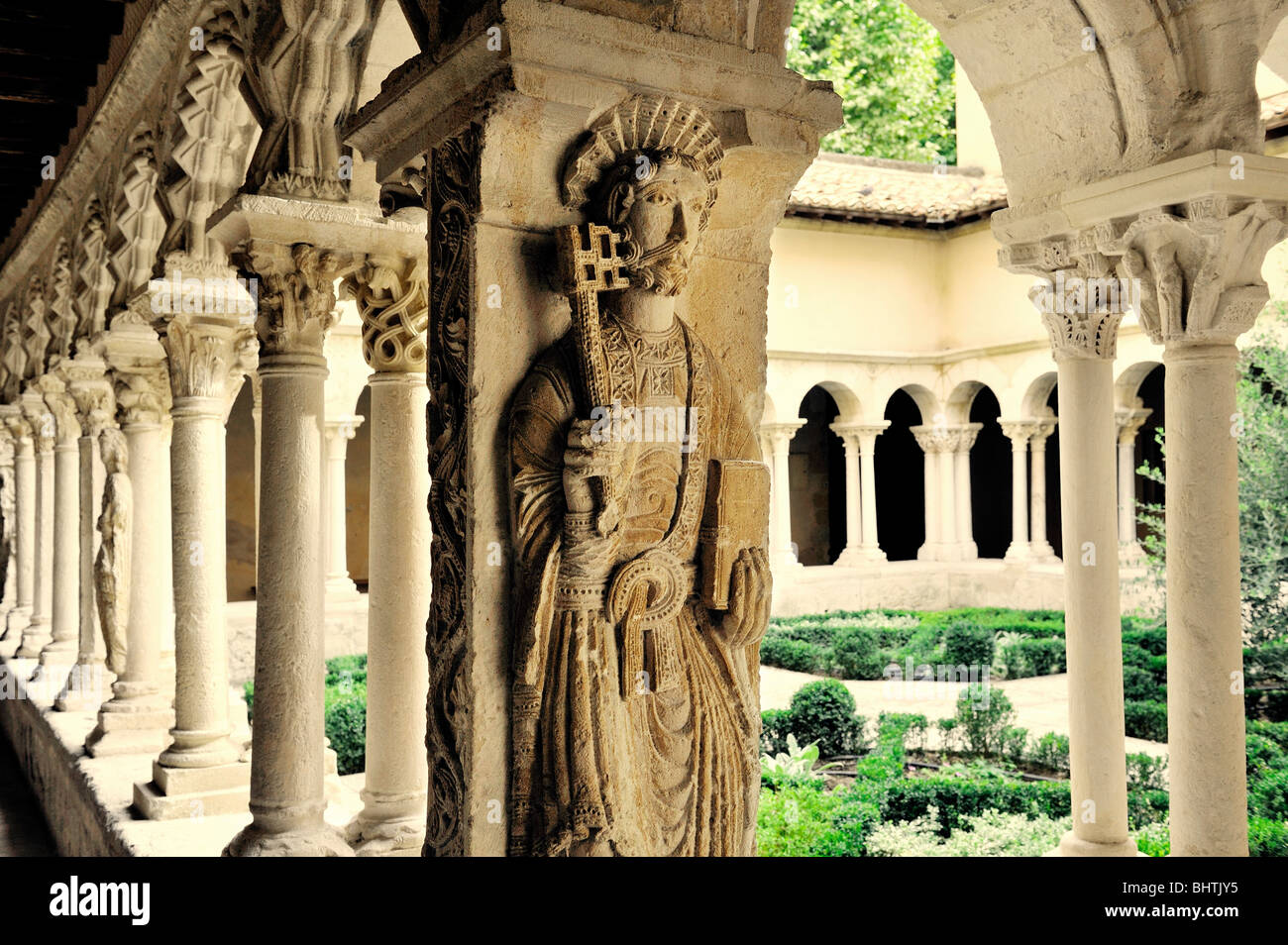 Romanesque cloisters in the Cathedral of the Holy Saviour, Cathedrale ...