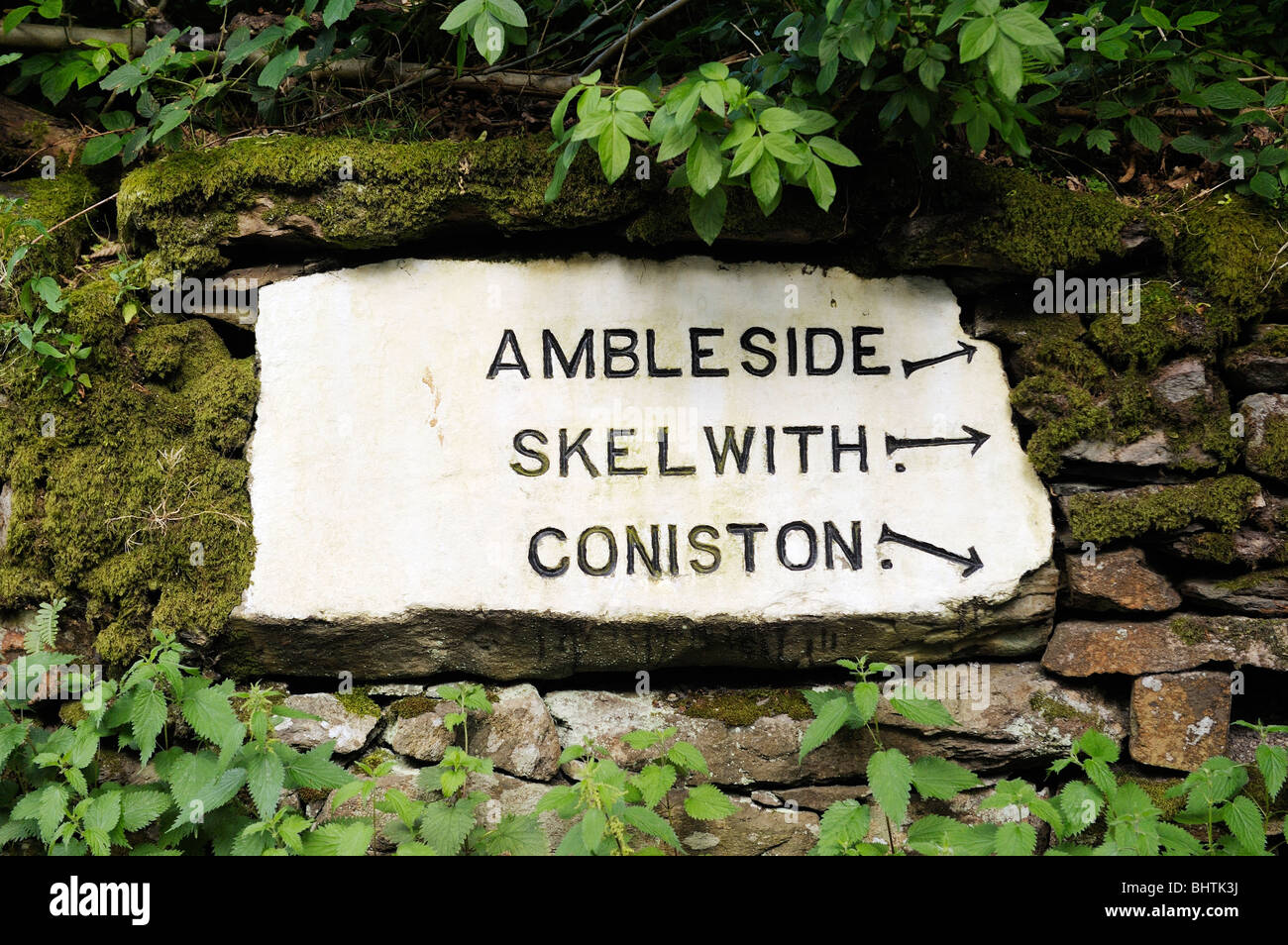 Lake district national park sign hi-res stock photography and images ...