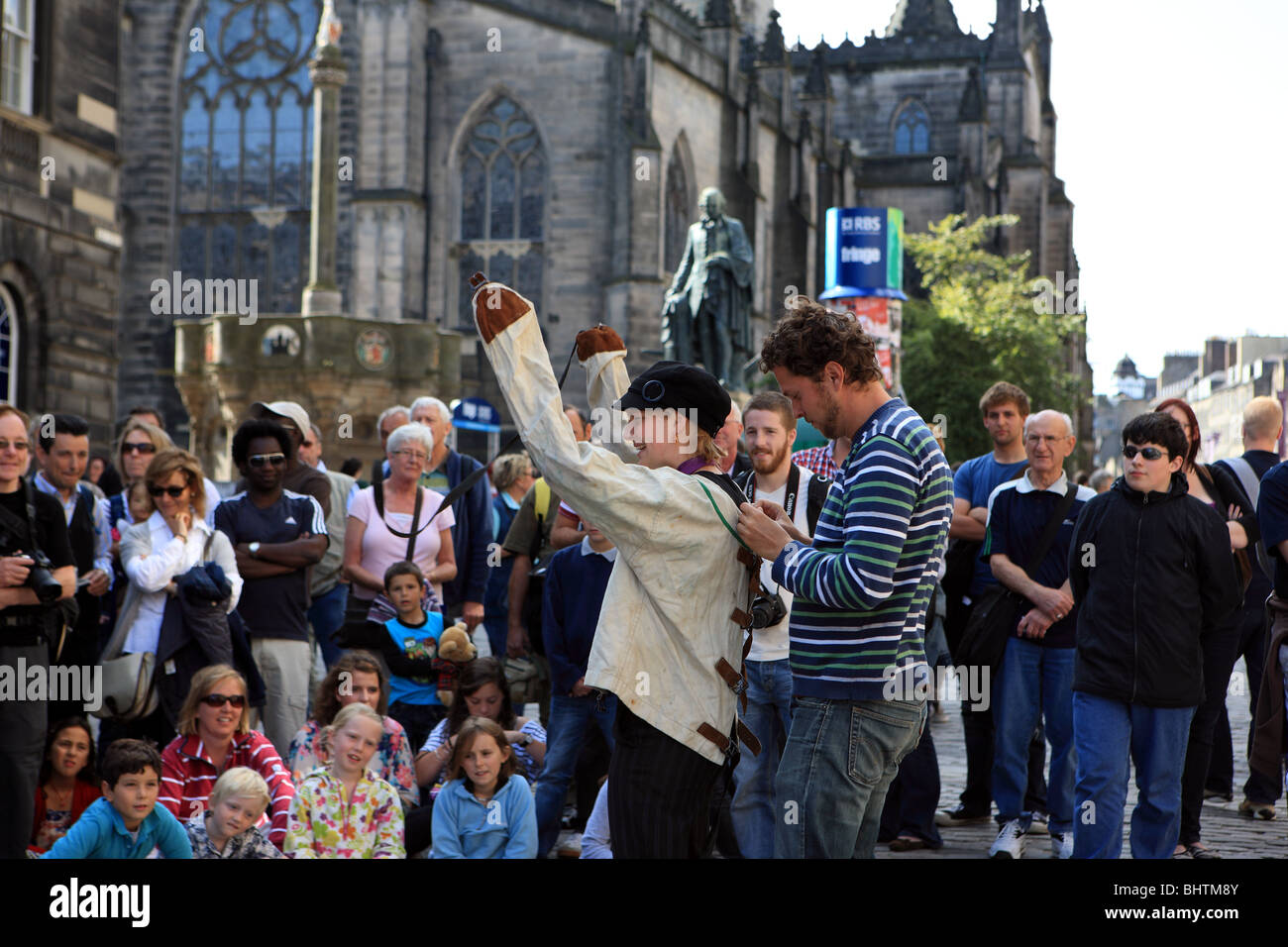 Escapologist hi-res stock photography and images - Alamy