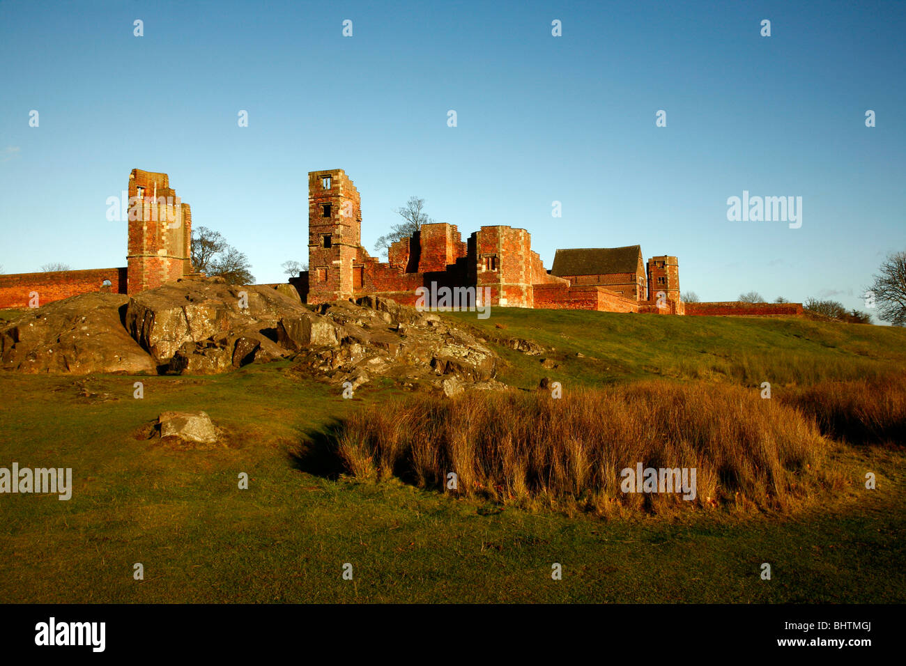 Lady jane grey bradgate park ruins hi-res stock photography and images ...