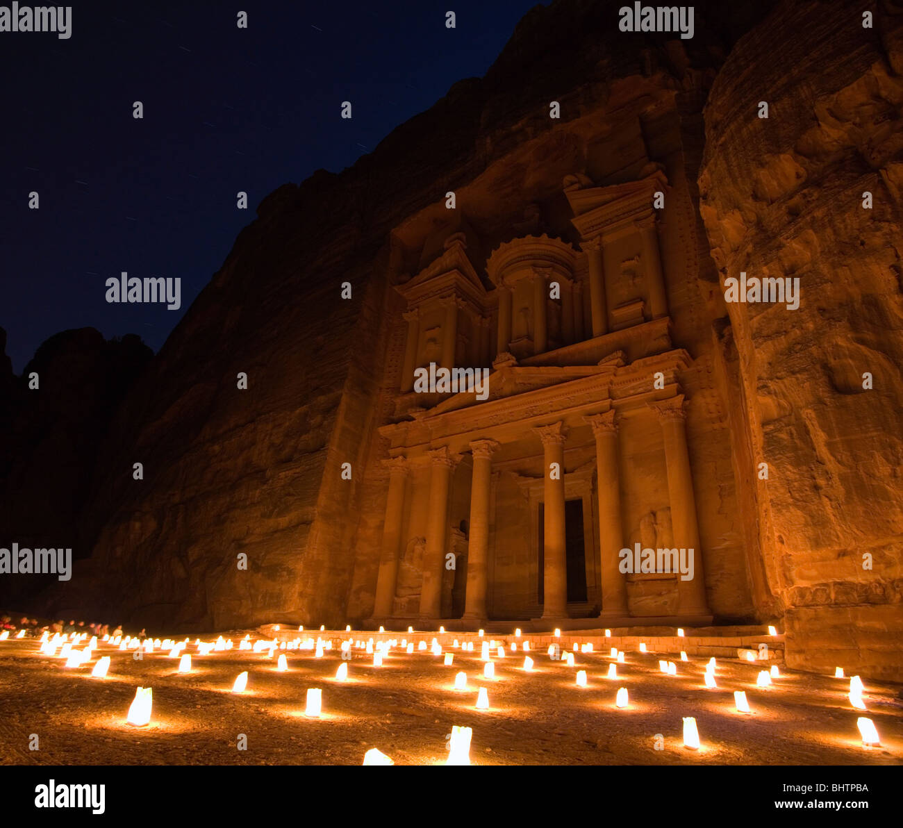 Al khaznah hi-res stock photography and images - Alamy