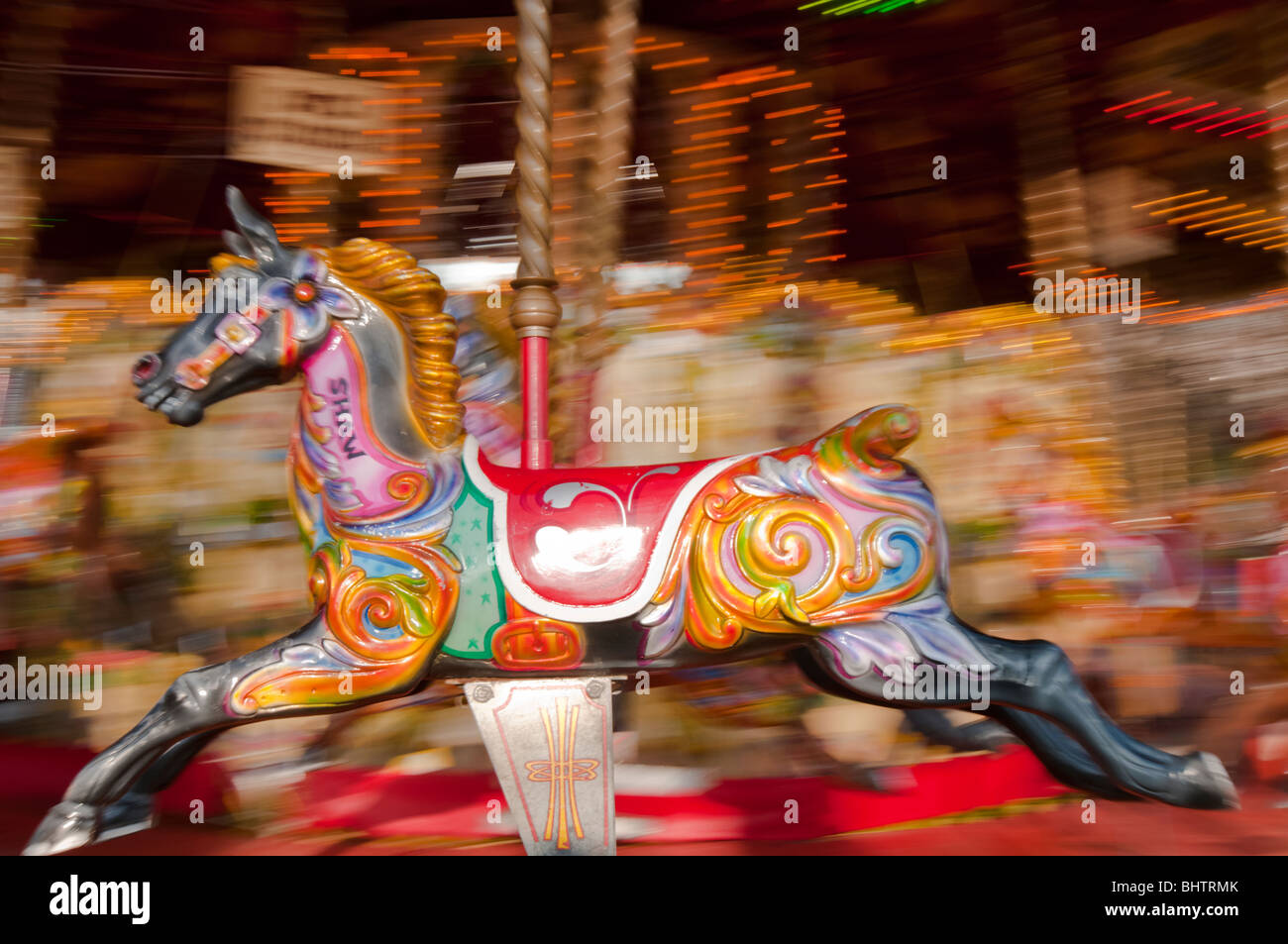 Slow shutter motion blur hi-res stock photography and images - Alamy