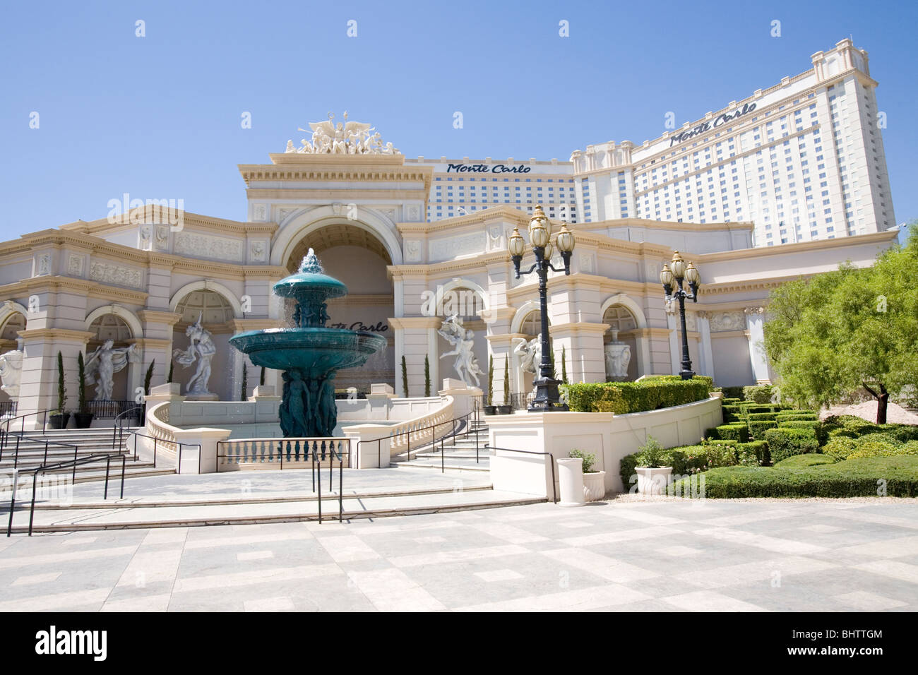 A view of the Monte Carlo Hotel in Las Vegas, Nevada Stock Photo - Alamy