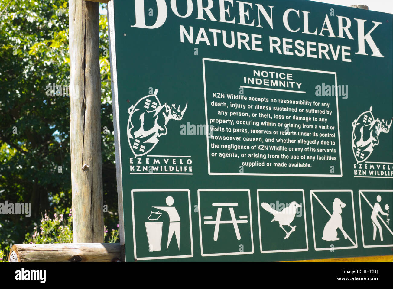 Information signpost at entrance to nature reserve Stock Photo - Alamy
